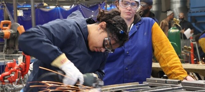 Why You Should Attend Trade School Online - Ashworth College